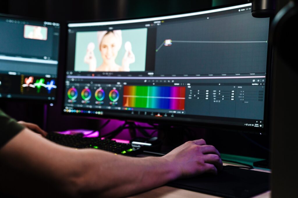 Color Grading and its Use in Business Logo Designs